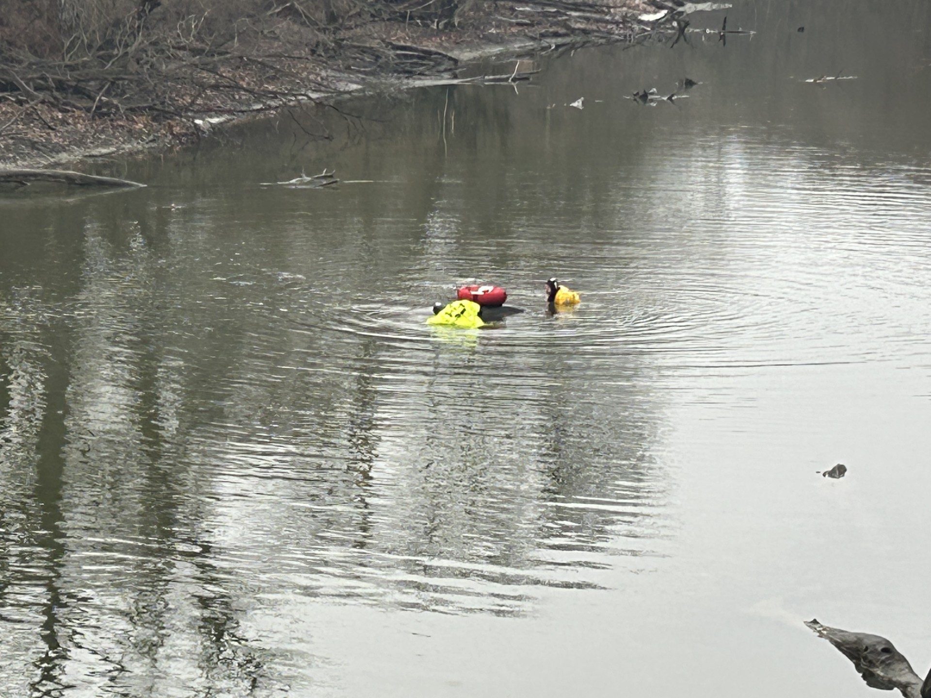 Warren Township police investigating after car found in Mahoning River ...